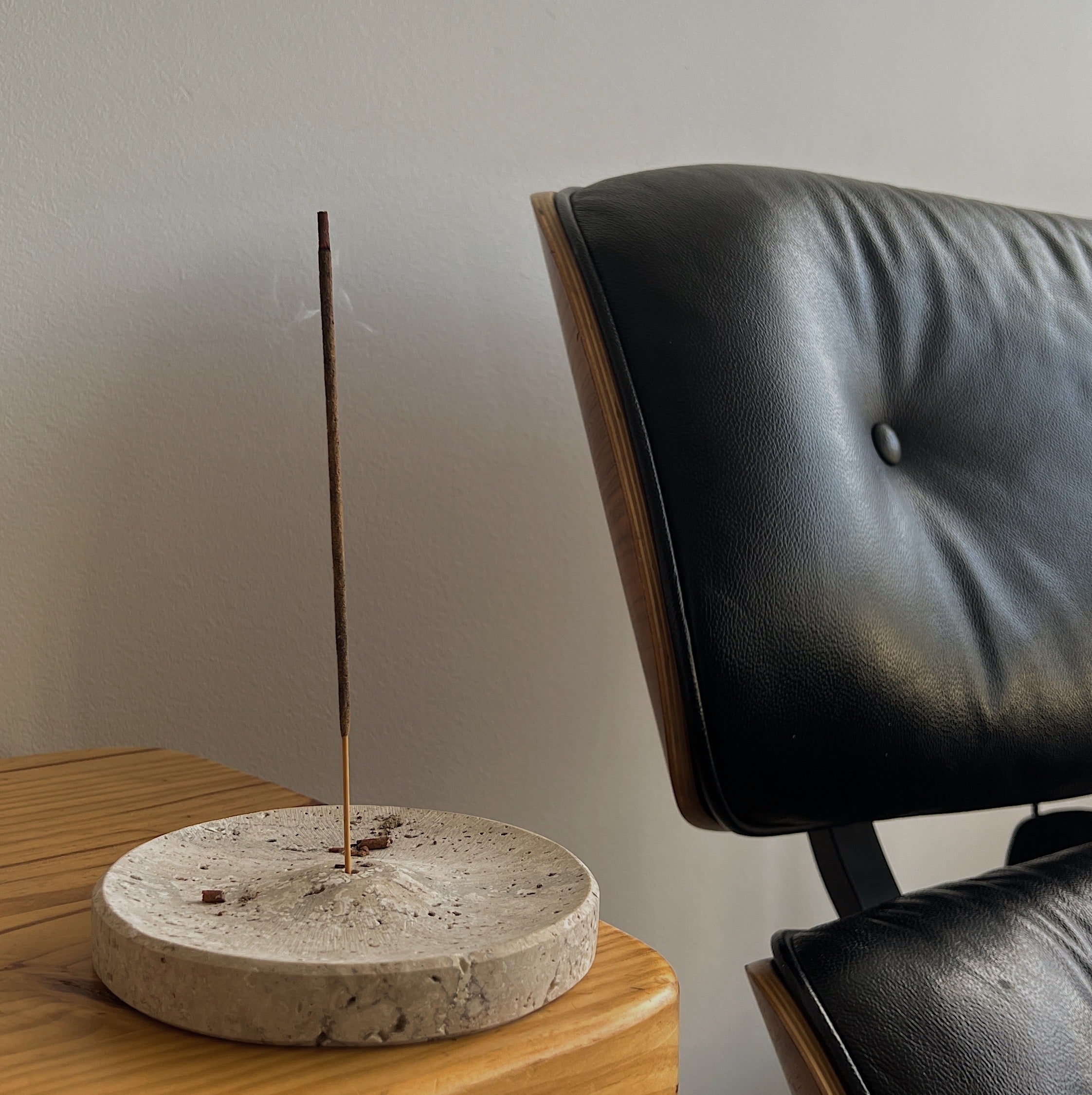 Porta Incienso Mármol Travertino – Cerio